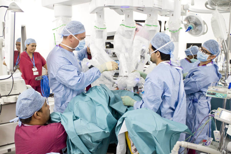 An introduction to robotic colorectal cancer resection - St Marks ...